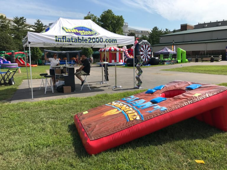 Giant Corn Hole - i2k Inflatable